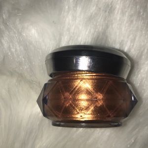 Makeup | Golden Highlighter | Poshmark